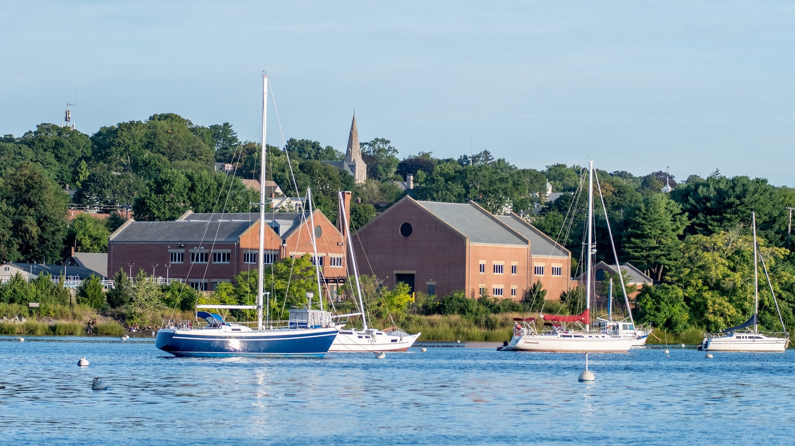 One Of Rhode Island's Best College Towns Is Packed With American ...