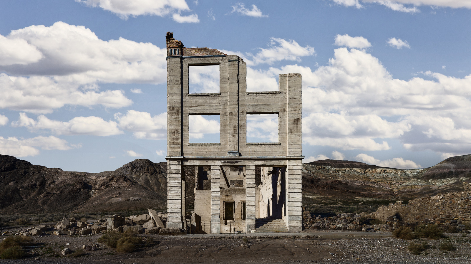 One Of The Best-Preserved And Most Photographed Ghost Towns Is A ...