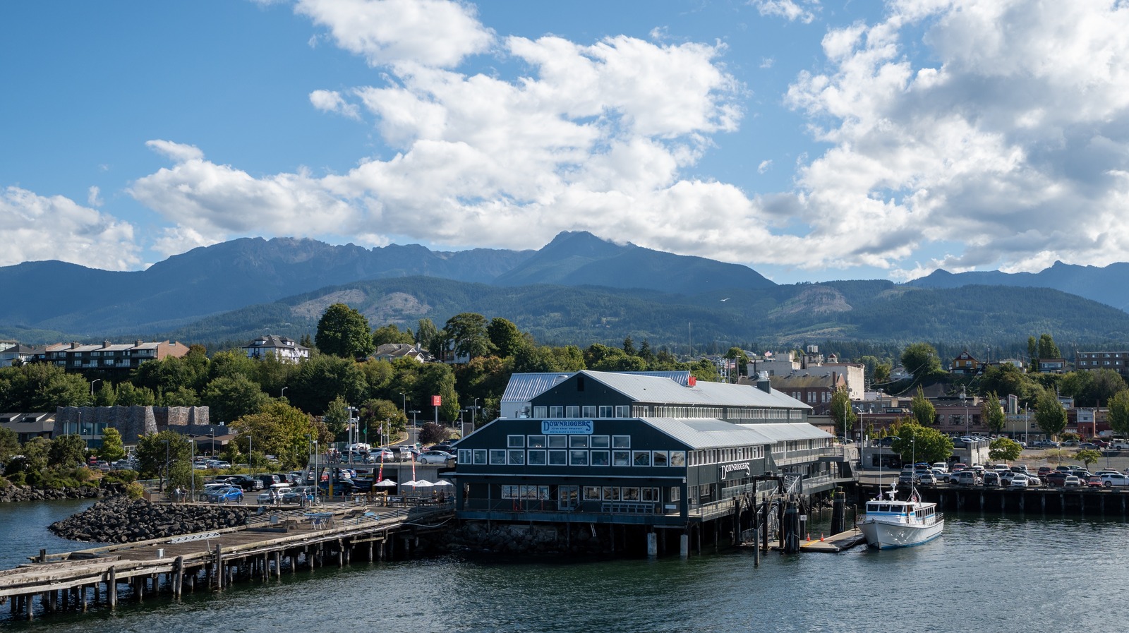 One Of The Best Small Beach Towns In America Is The Ideal Gateway To ...