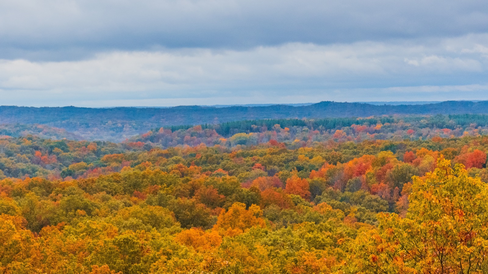 One Of The Best State Parks In America For Stunning Fall Foliage Is ...
