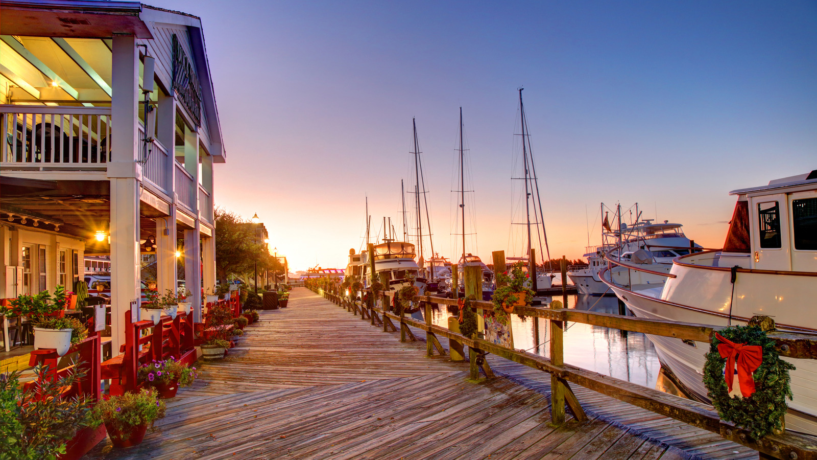 One Of The Coolest Towns In America Is A Beachy North Carolina Getaway ...
