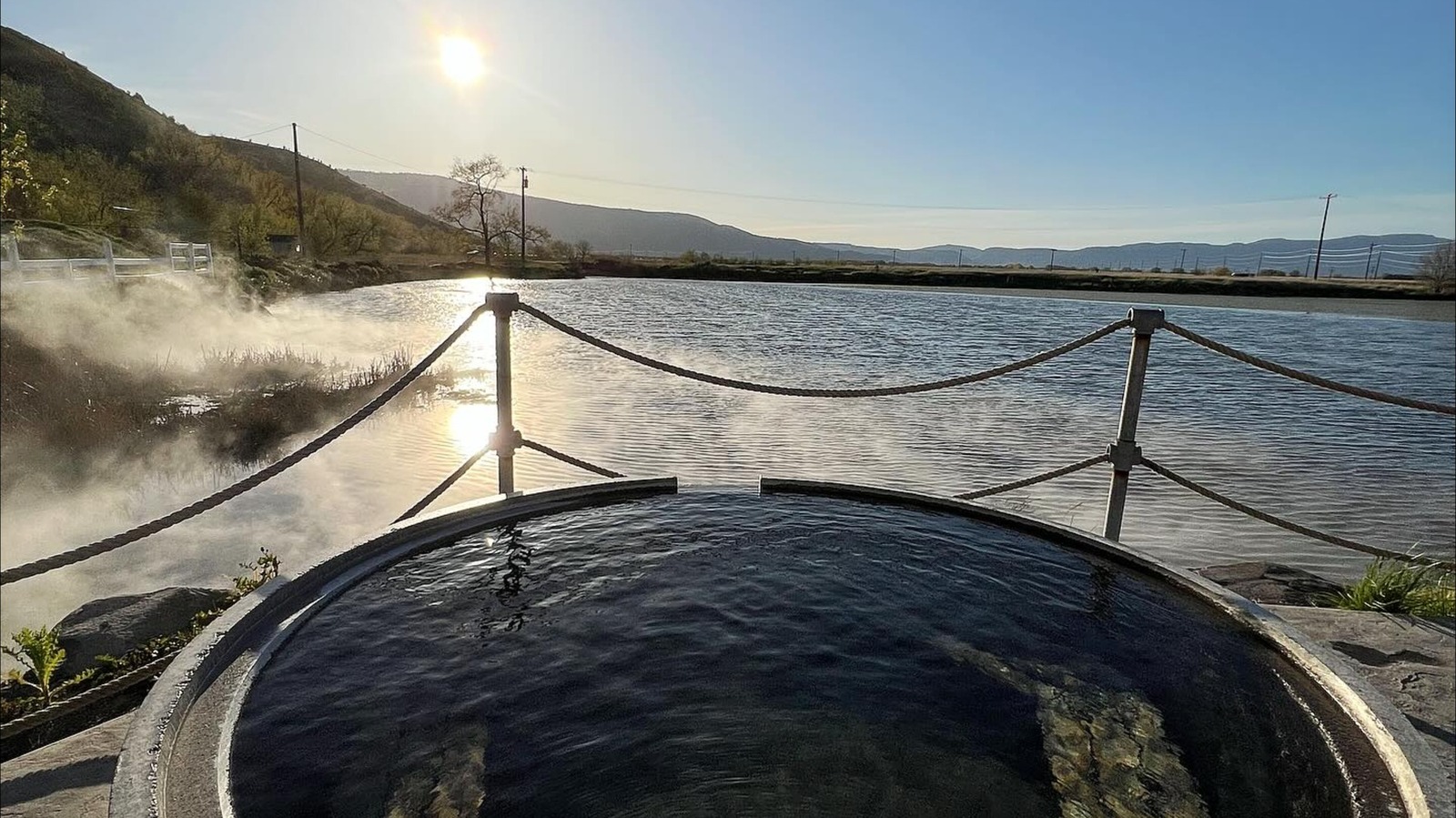 One Of The West's Most Historic Hot Springs Lodges Is An Oregon Gem ...