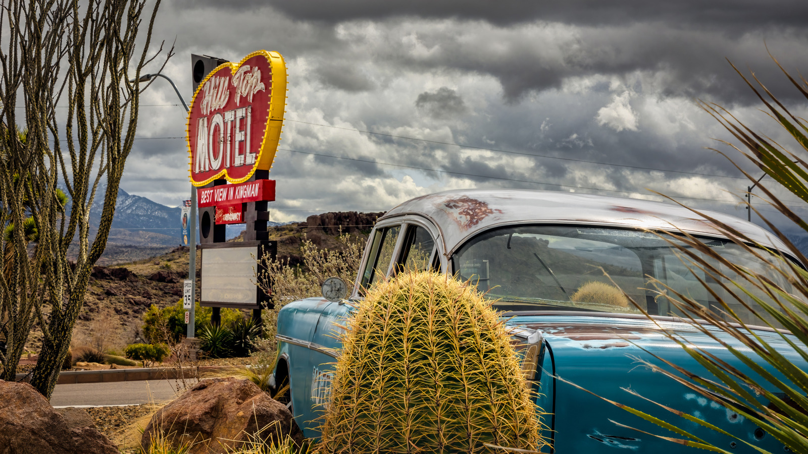 One Of The West's Sunniest Hidden Cities Blends Vintage Route 66 Vibes With Arizona's Dreamy ...