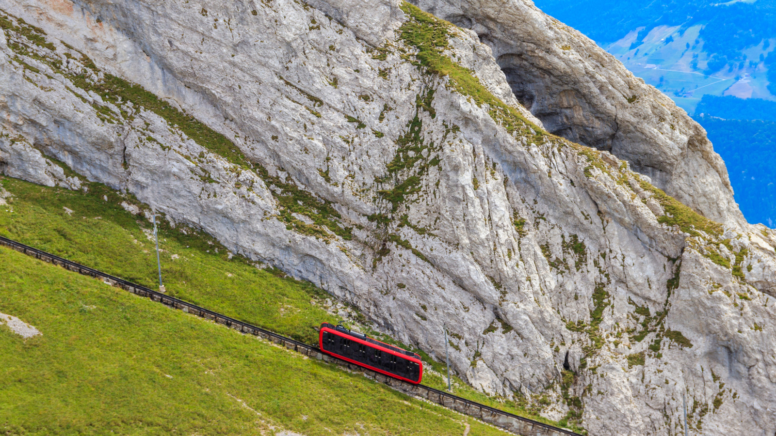 One Of The World's Steepest Train Rides Climbs Through Mountains And ...