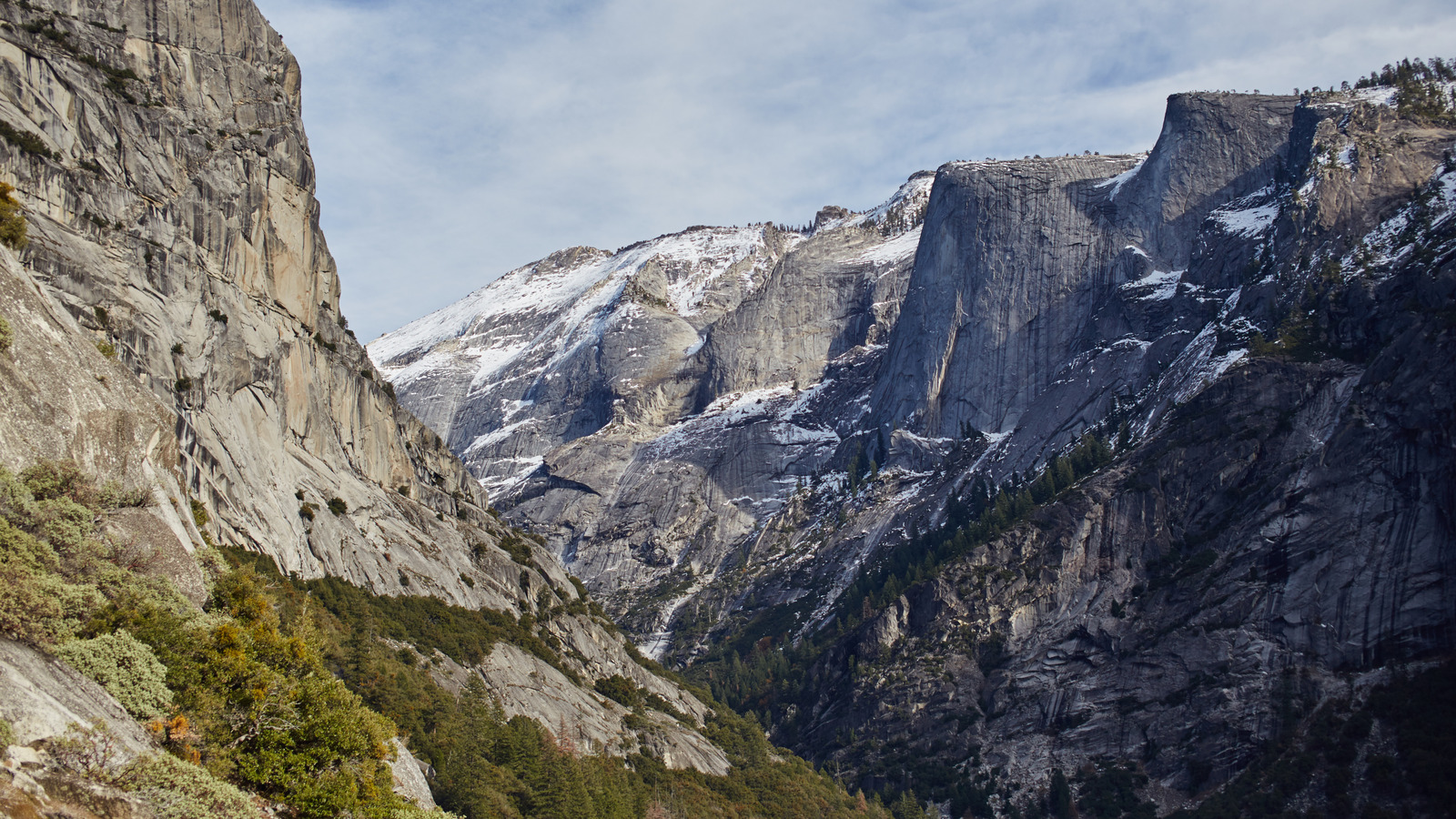 One Of Yosemite's Most Notoriously Difficult Trails Is A Wild Trek ...