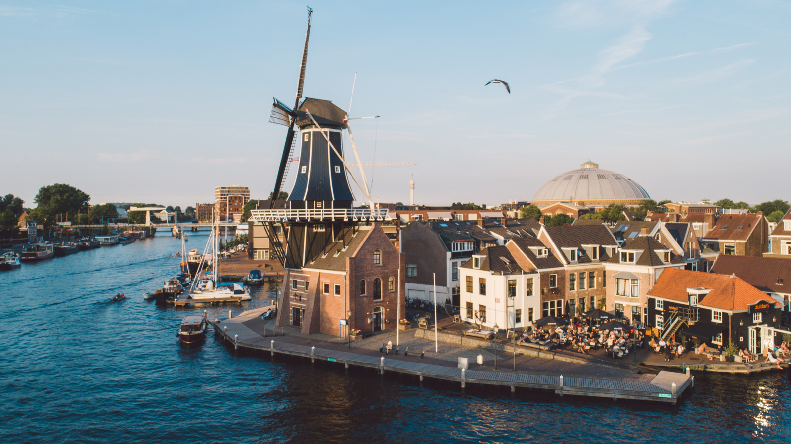Rick Steves Recommends This 'Quintessentially Dutch' Gem With 'Small ...
