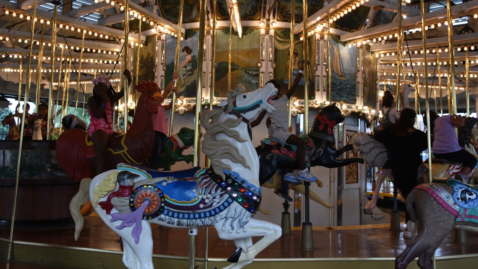 Oregon's Oaks Park Features A Historic Carousel That Is Free To Ride