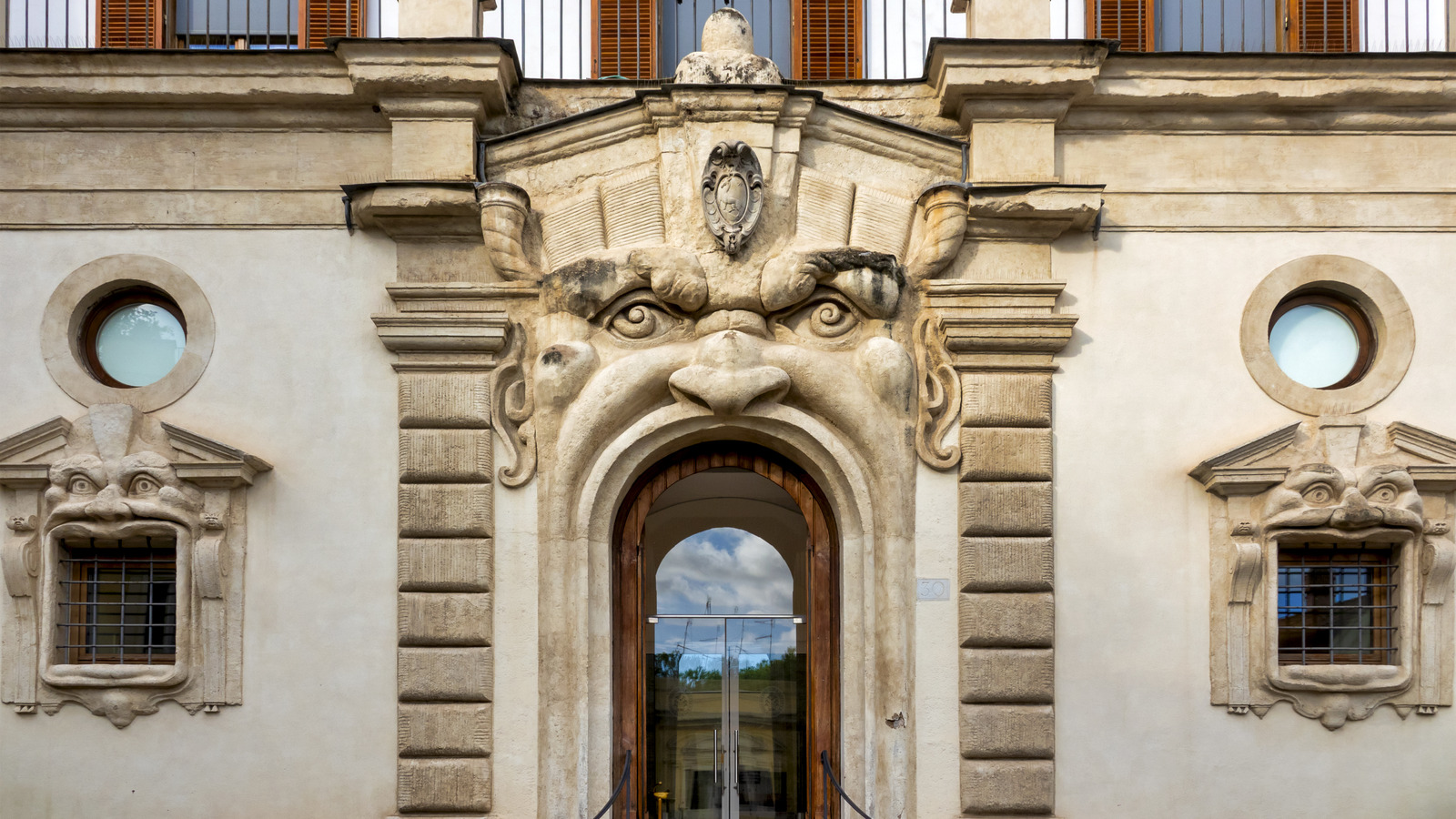 Rome's Baroque 'Monster House' Is An Architectural And Artistic Dream