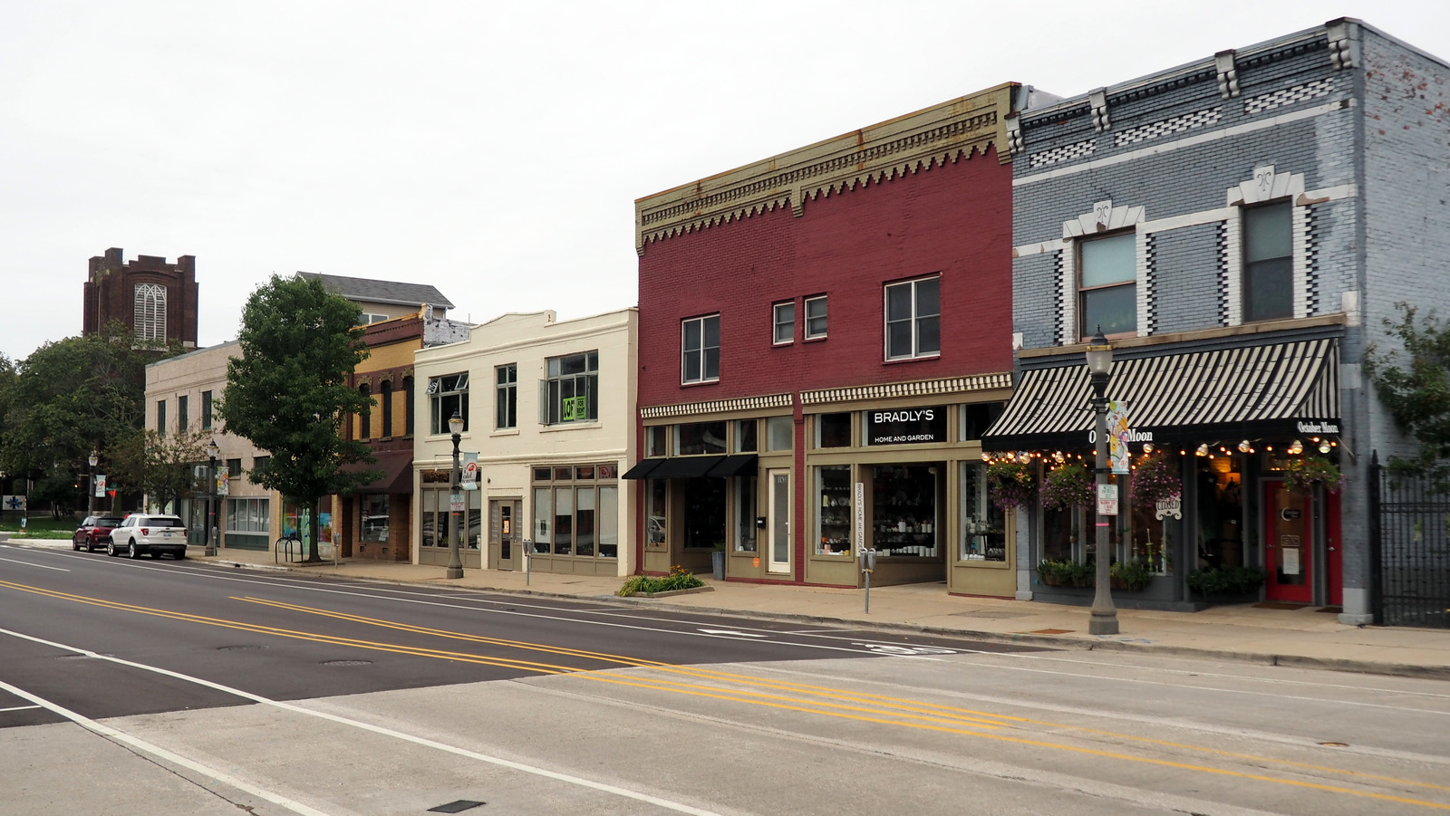 The Historic Town Of Lansing Is Situated Between Detroit And Grand Rapids