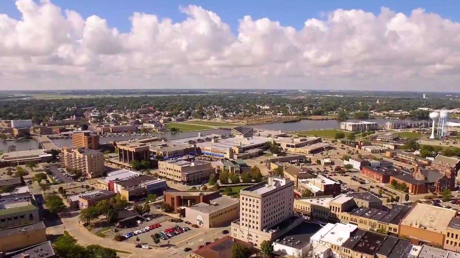 Situated Between Madison And Green Bay Is Wisconsin's Underrated City ...