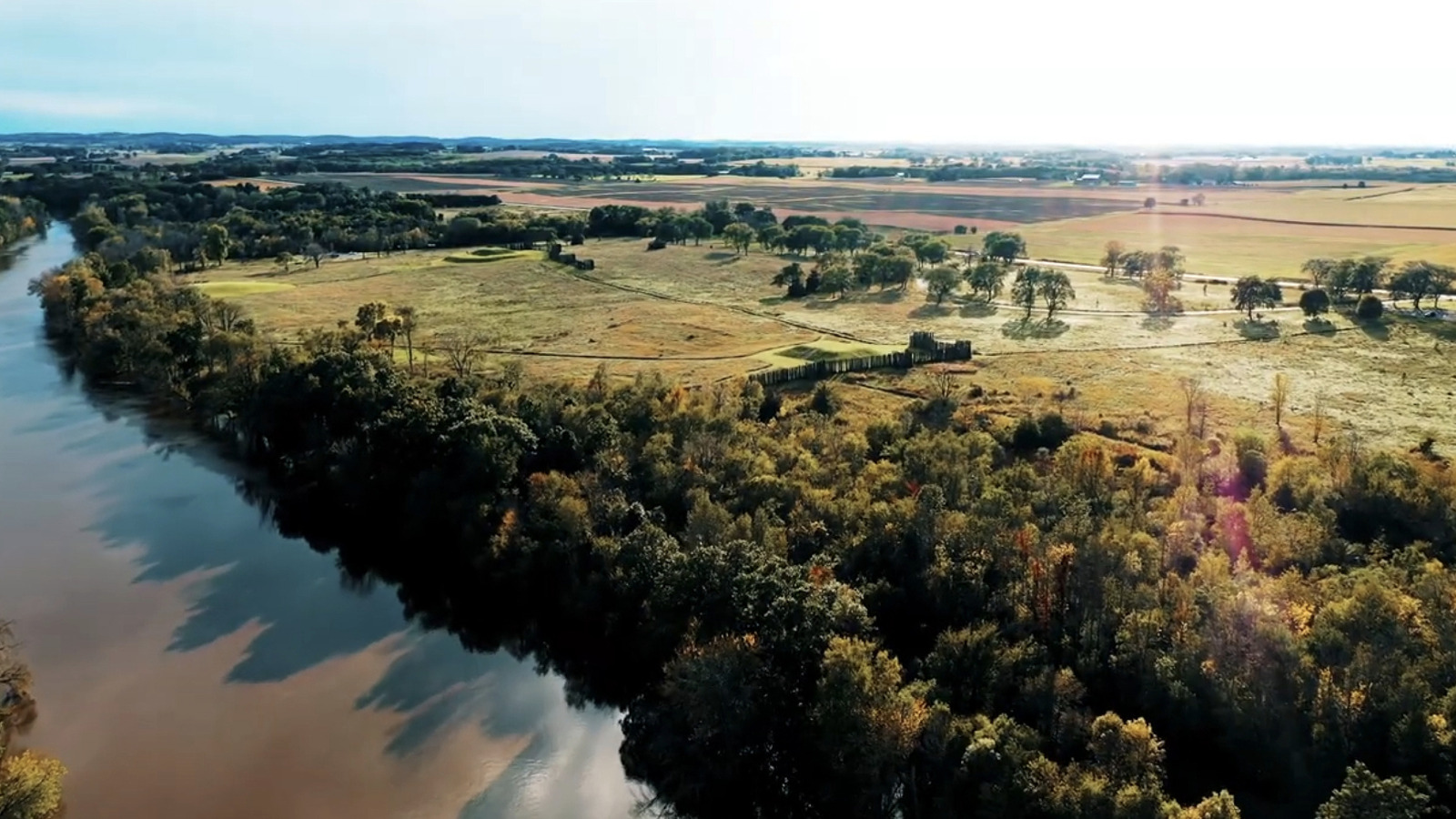 Situated Between Madison And Milwaukee Is A Unique State Park With ...