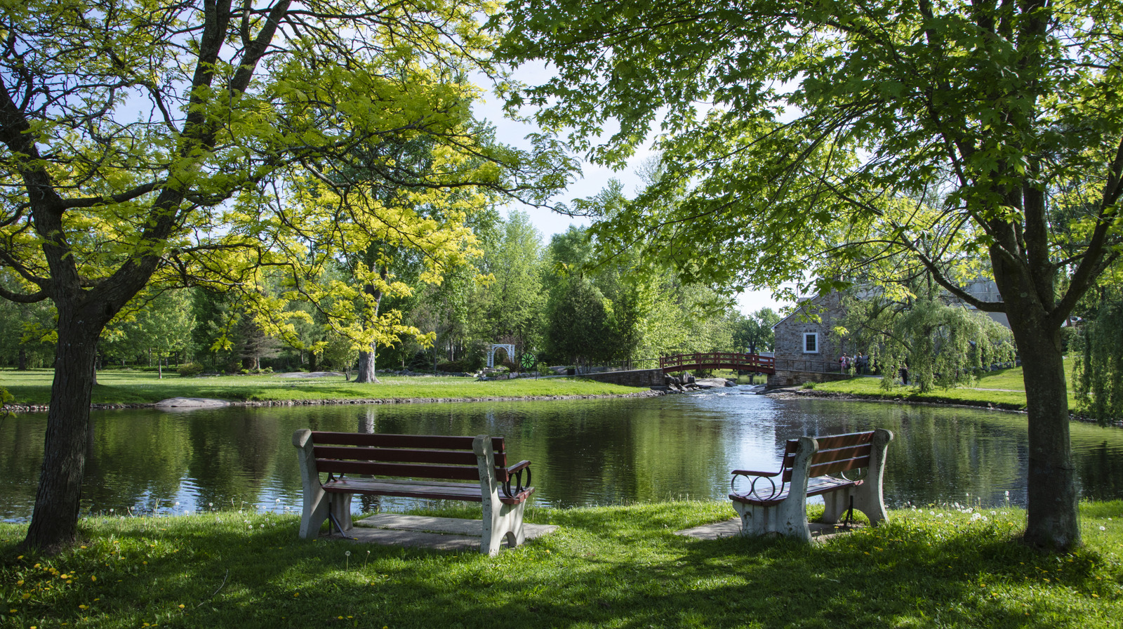 Situated Between Toronto And Montreal Is Canada's Riverside Town With ...