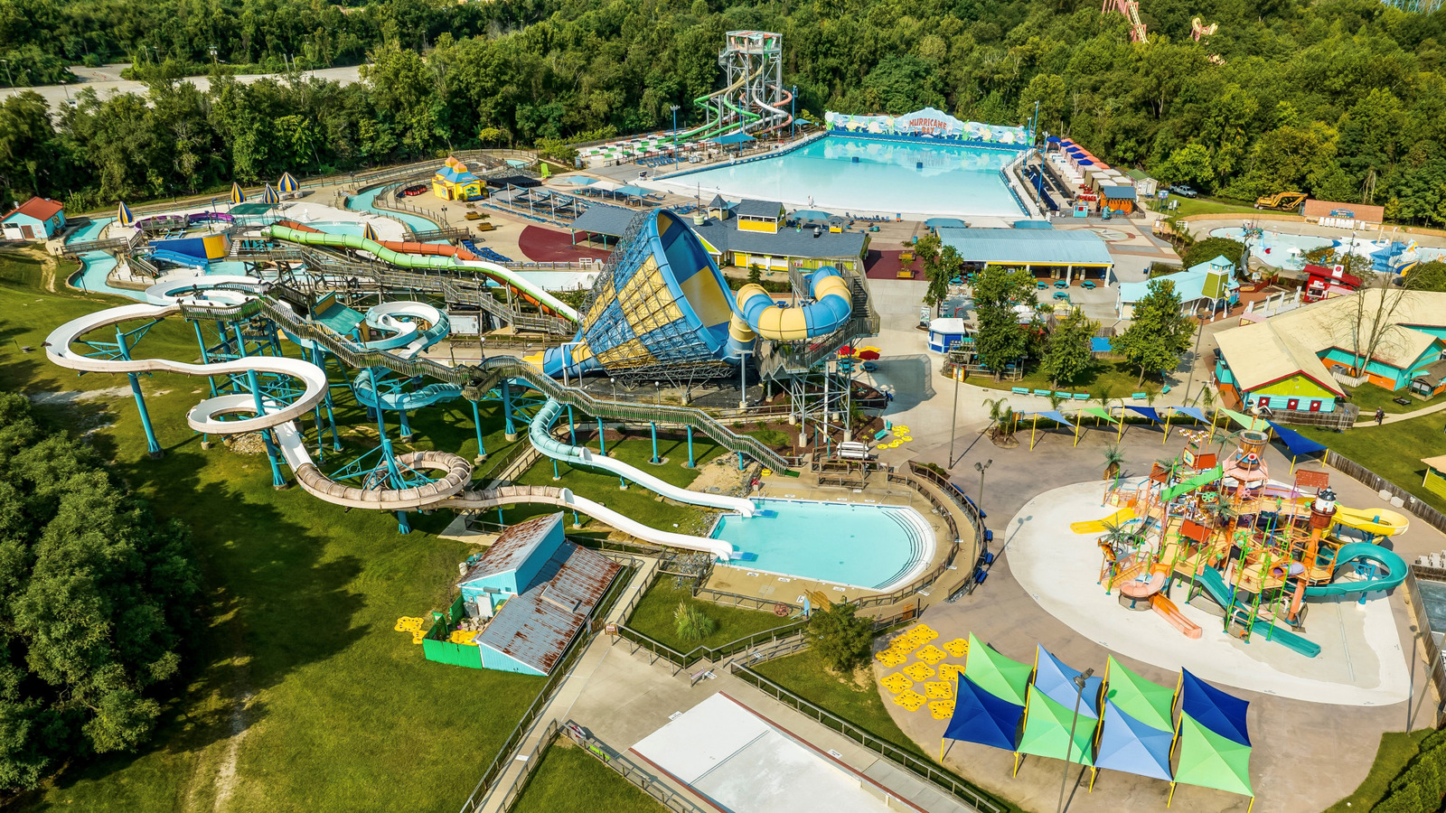 Six Flags Is Set To Close These Two Locations In 2025