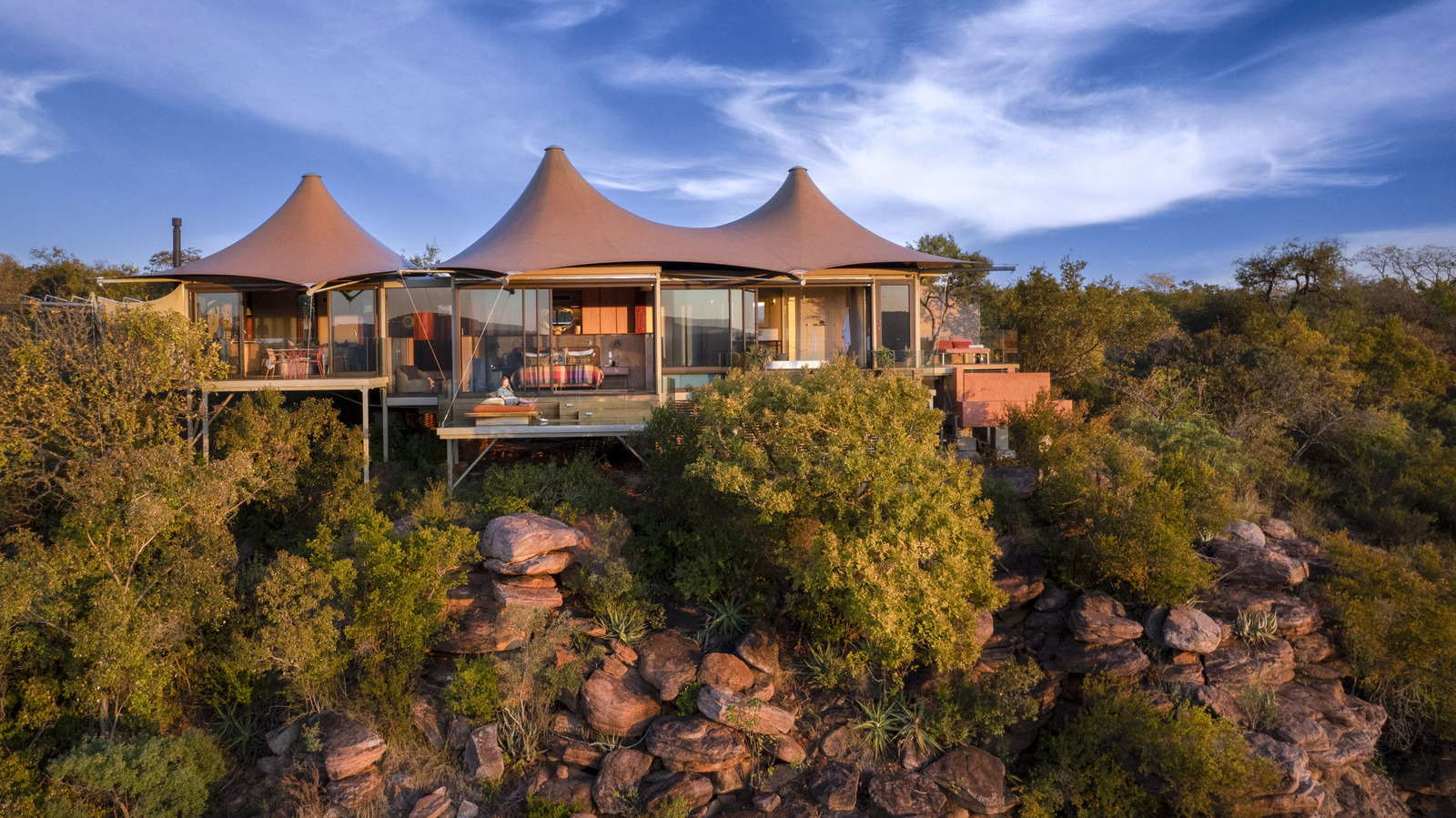 Sleep In A 'Sky Bed' Under The Stars At This Luxury African Safari Resort