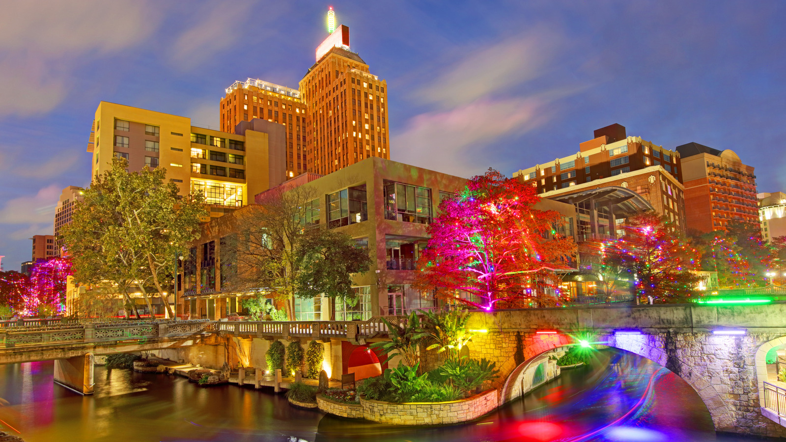 Texas' Trendiest Riverside Destination Boasts Boutique Shops, Gourmet ...