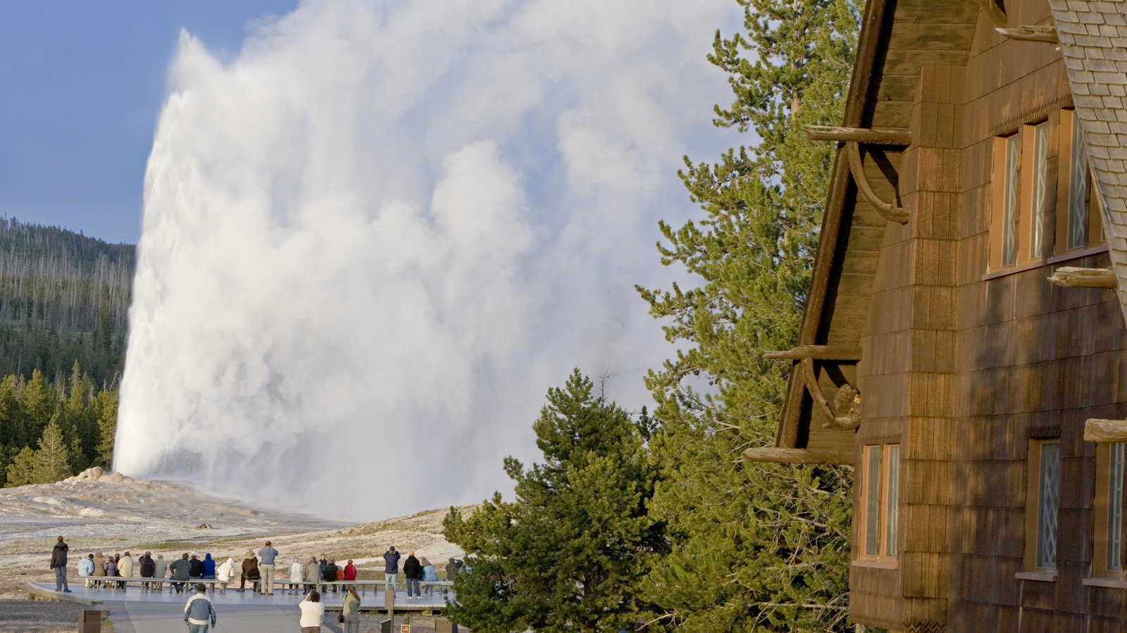 The 5 Most Beautiful Parkitecture Hotels In US National Parks