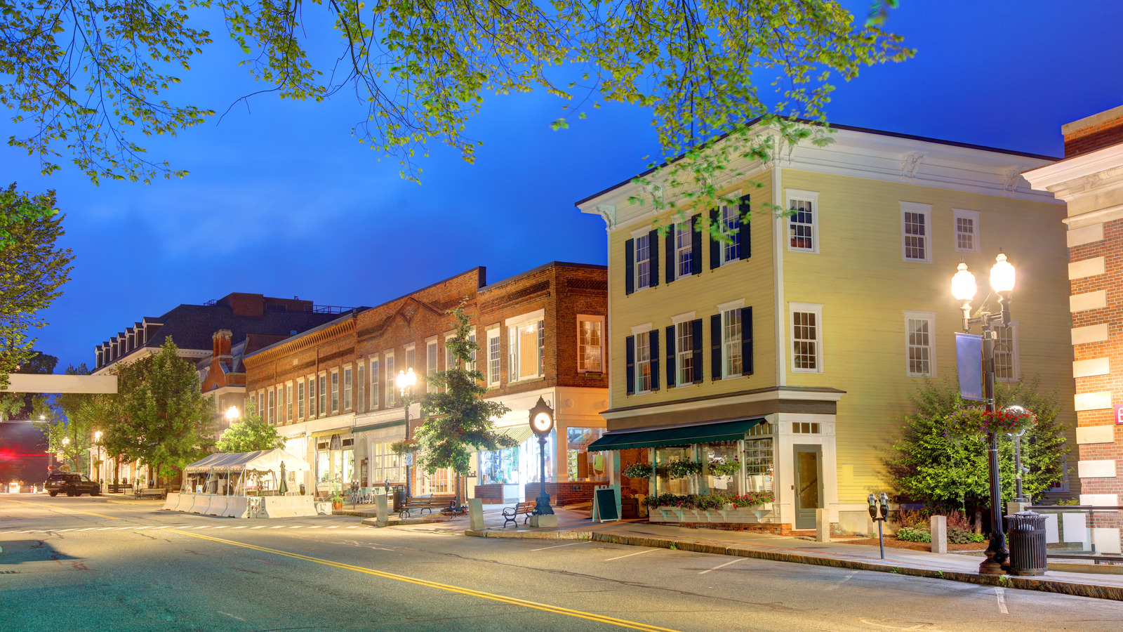 The Appalachian Trail Cuts Through The Heart Of This Charming & Picturesque New Hampshire Town