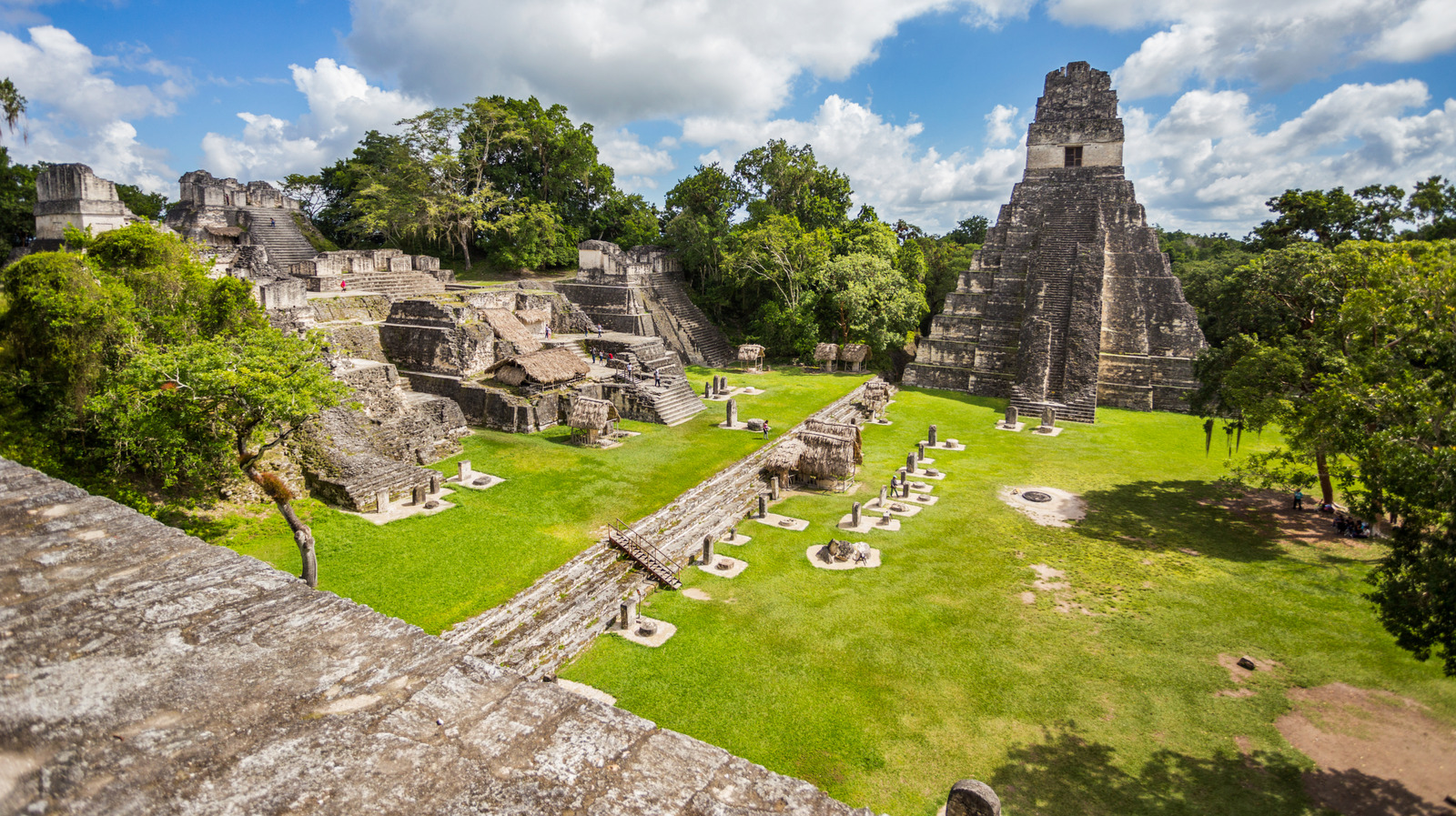 The Best Ruins In All Of Central America Boast Giant, Awe-Inspiring ...