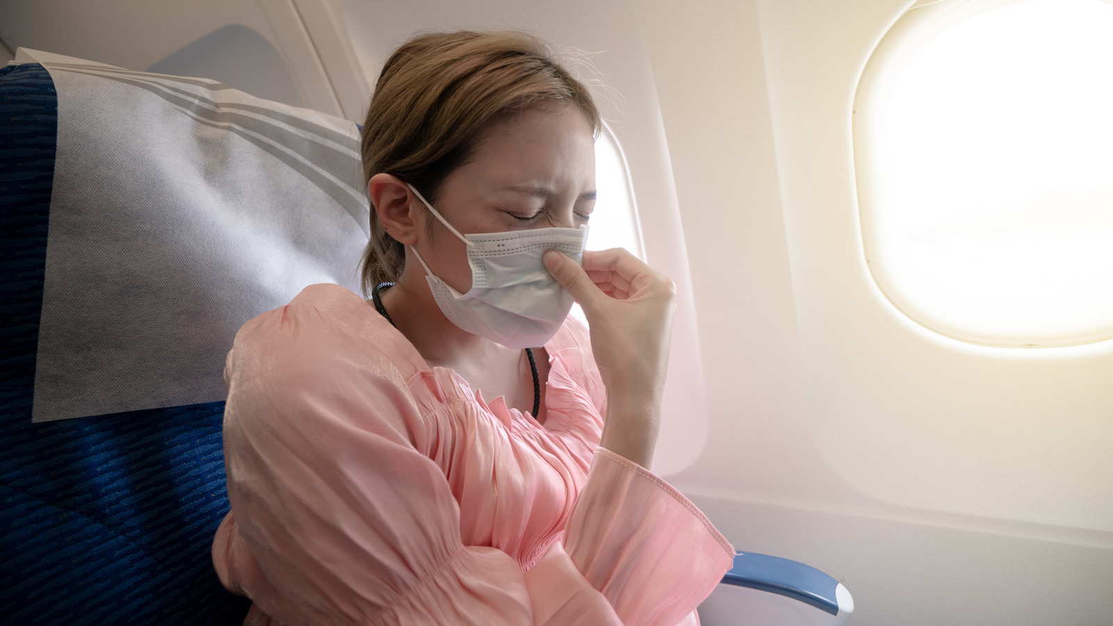 The Best Seat On The Plane Traveling Germaphobes Should Prioritize Booking