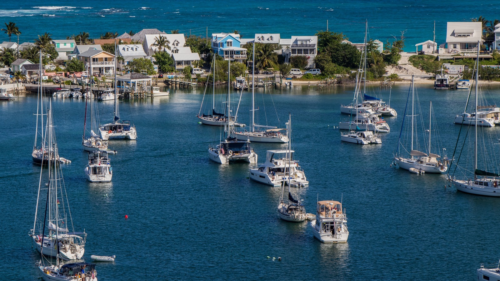 The 'Boating Capital Of The Bahamas' Is A Stunning Caribbean Escape ...