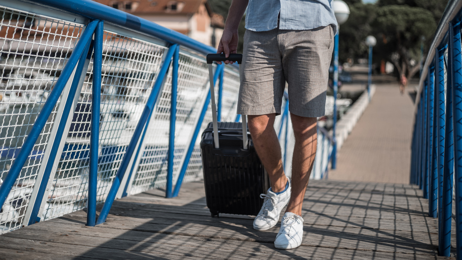 Only Bringing A Checked Bag Could Ruin Your Cruise, Per Samantha Brown