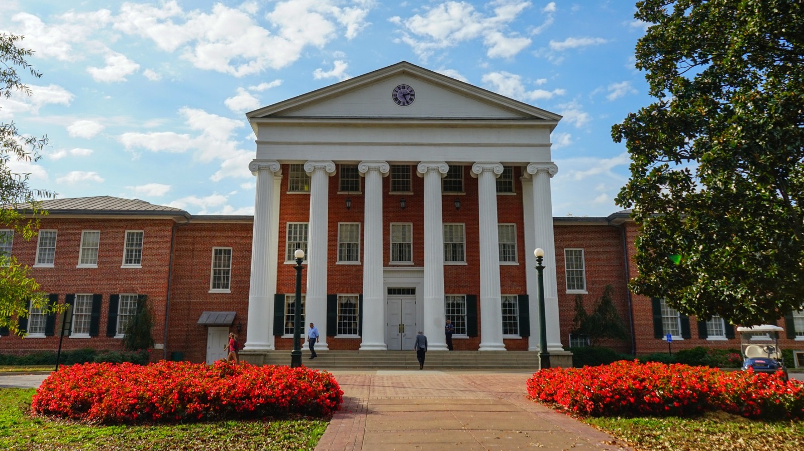 The 'Cultural Mecca Of The South' Is An Underrated City With A Lively ...