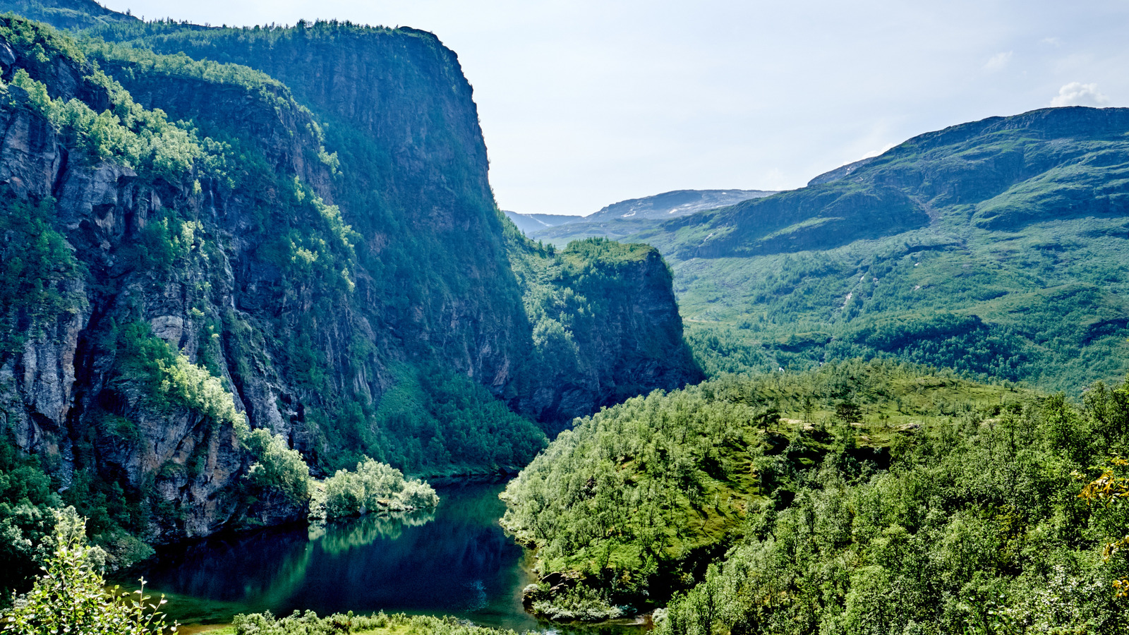 'The Grand Canyon Of Norway' Is A Jewel-Like Fjord With Renowned Views ...