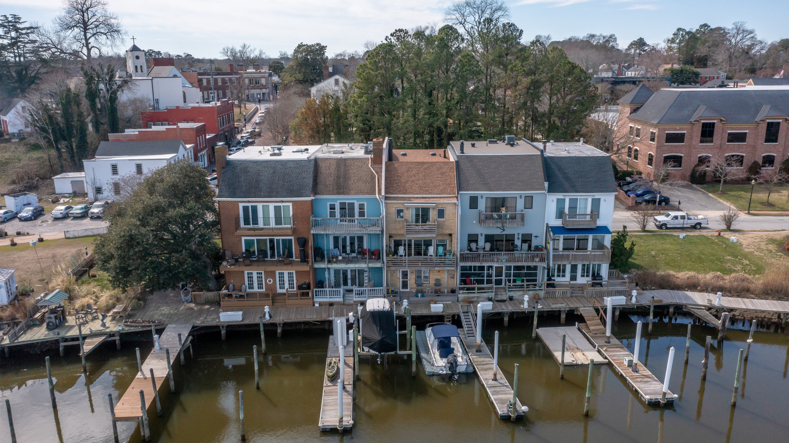 The 'Ham Capital Of The World' Is An Artsy Virginia Town On The Coast ...