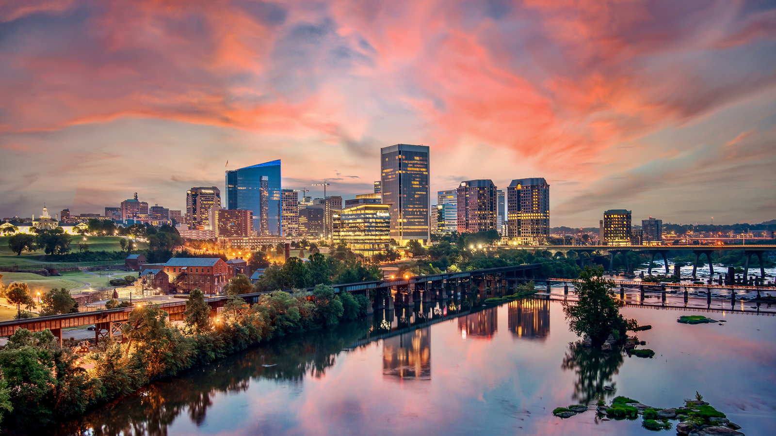 The 'Harlem Of The South' Is A Trendy Virginia Neighborhood Full Of ...
