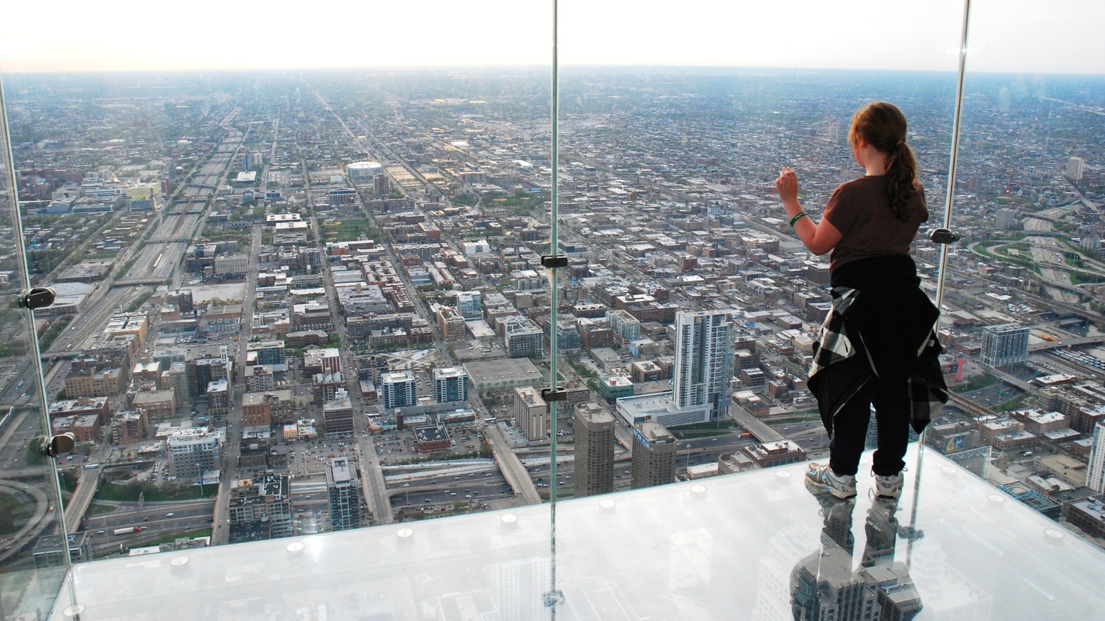 The Highest Observation Deck In America Offers Striking Panoramic City ...