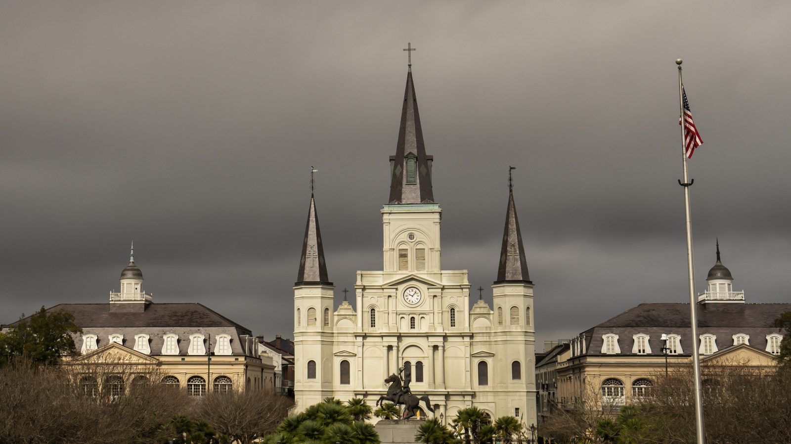 The 'Most Haunted City In America' Has A Slew Of Spooky, Seasonal ...