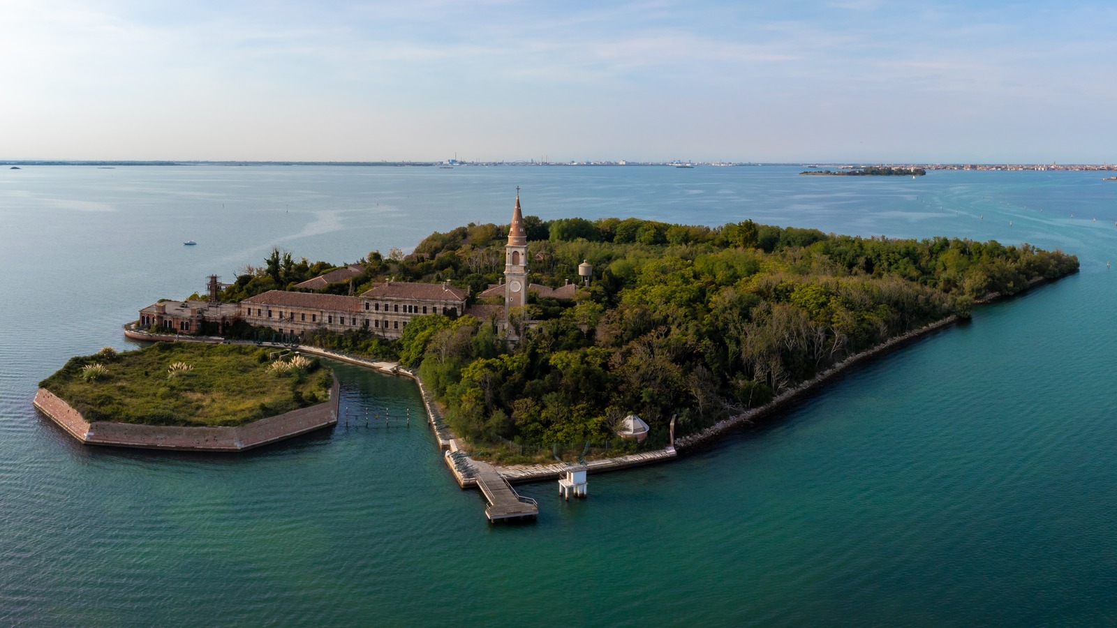 The 'Most Haunted Island' In The World Is An Italian Site With A ...