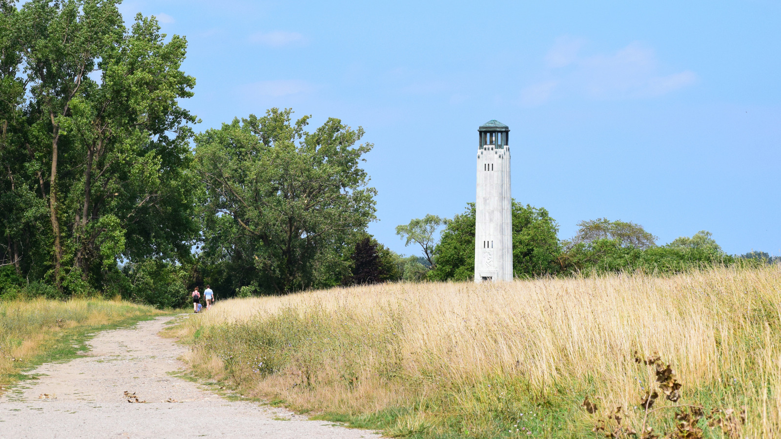 The Only Art Deco Lighthouse In America Thrives In A Michigan City's ...