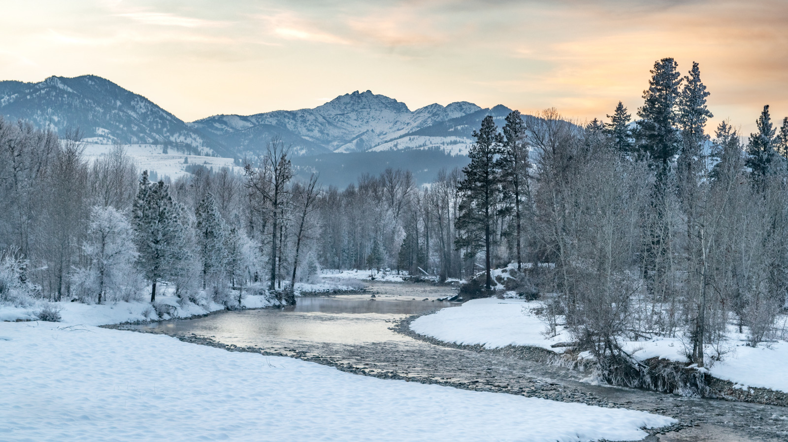 Washington's Methow Trails Ski Area Is A Family-Friendly Winter Wonderland