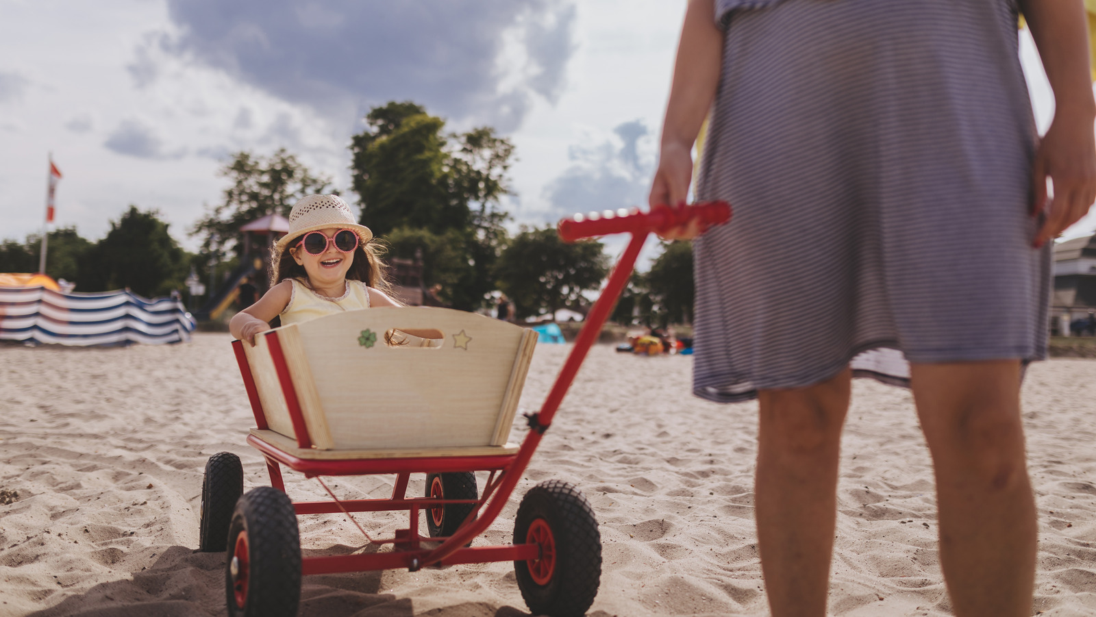 The Winter Essential You Should Be Taking With You On Your Next Beach Day
