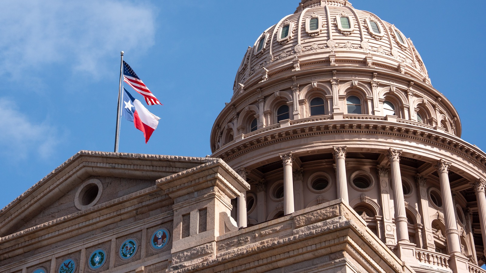 These Charming Main Streets In Texas Capture The Heart Of Small Town ...
