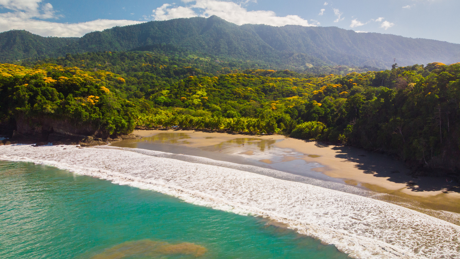 These Little-Known Beaches Are The Best In Costa Rica To Avoid Crowds ...