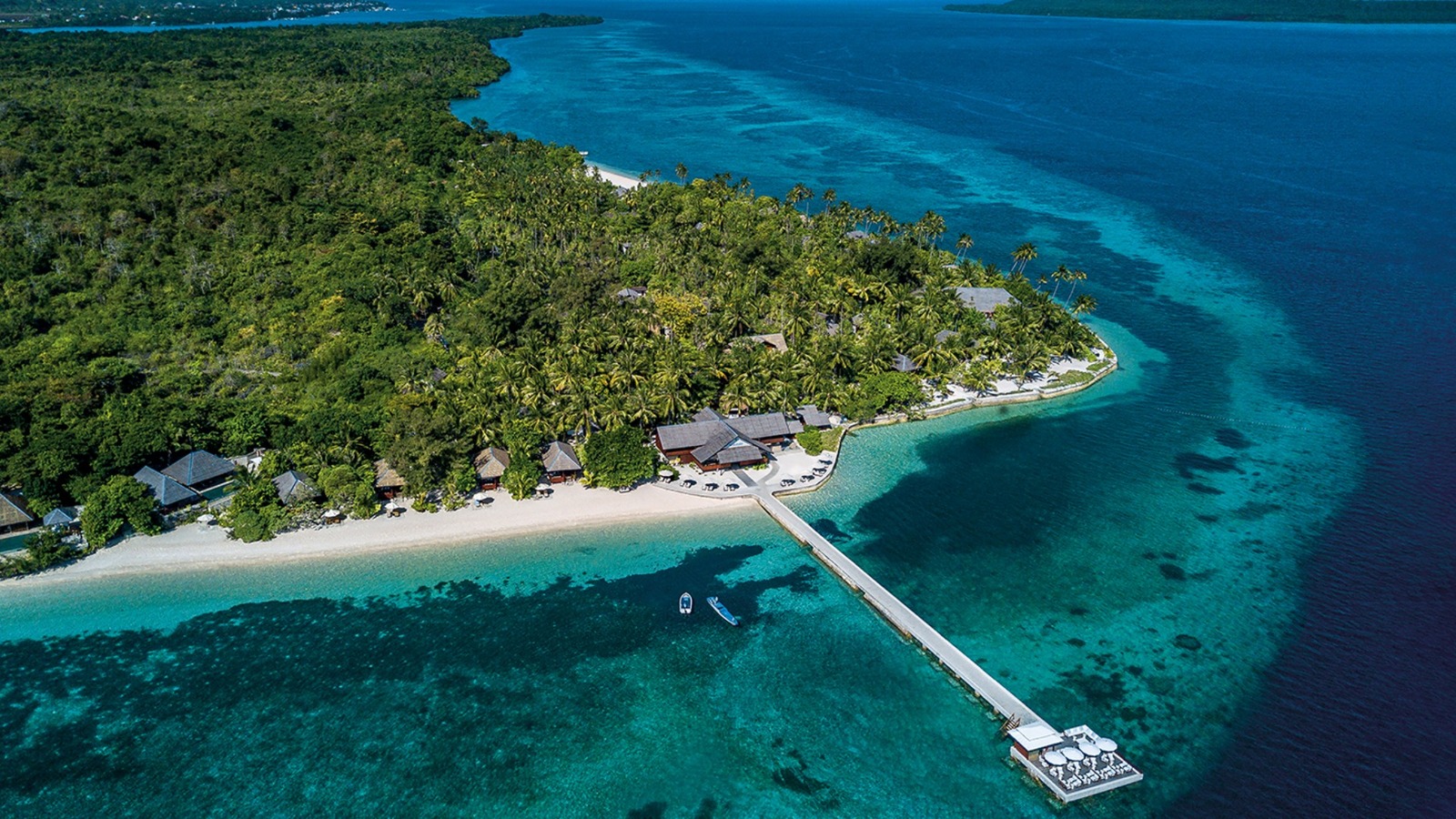 This Breathtaking Resort Is Your Key To An Unparalleled Shallow Dive ...