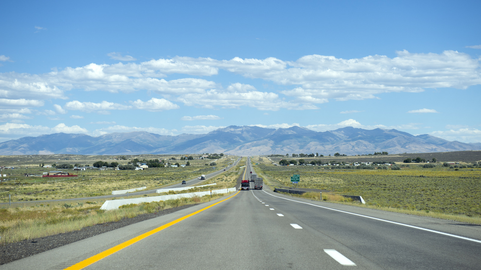 This Nevada Road Trip Route Is A Vibrant Wild West Adventure Through ...