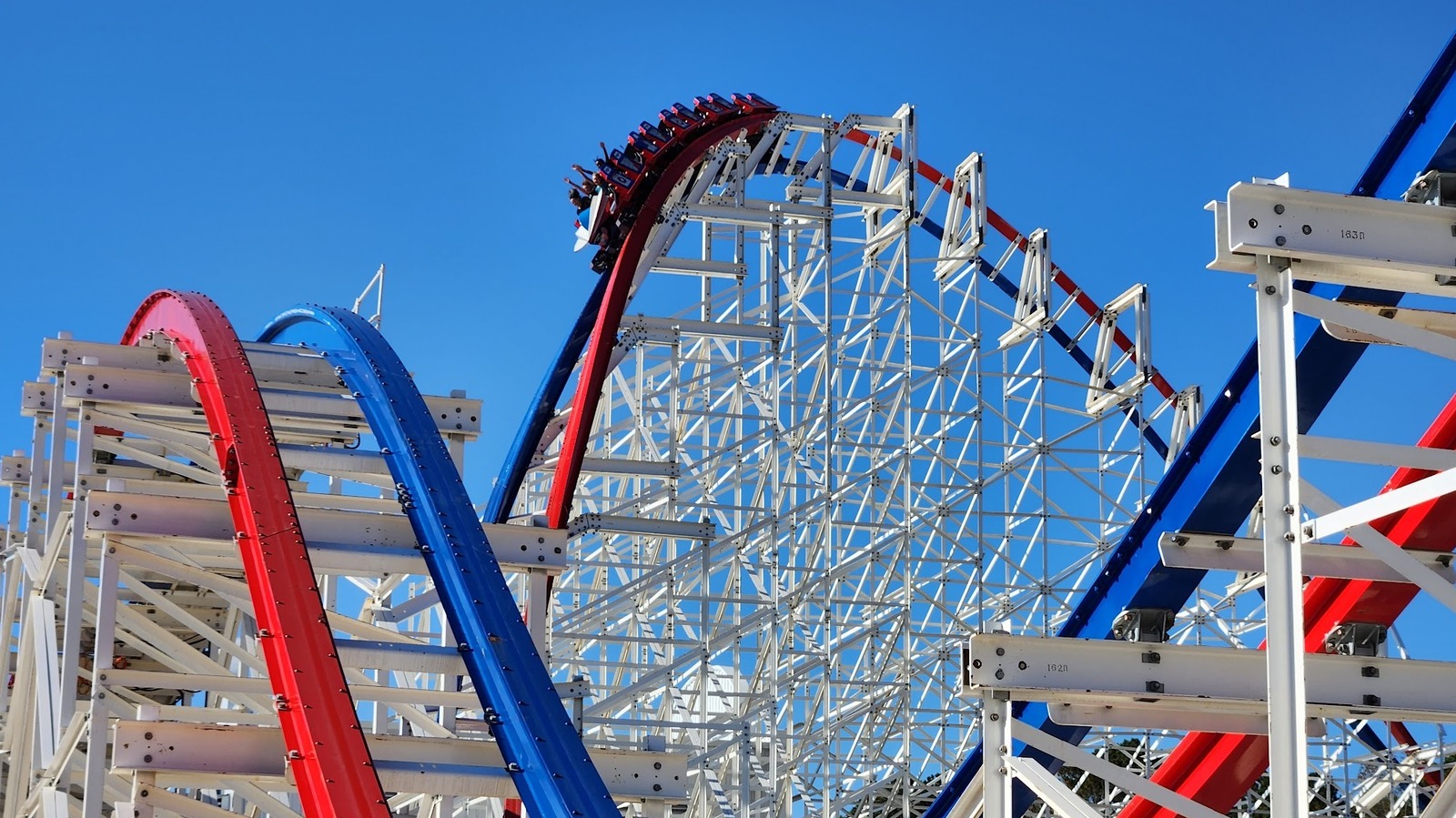 This Once-Bustling Southeast Amusement Park Near Atlanta Is Permanently ...