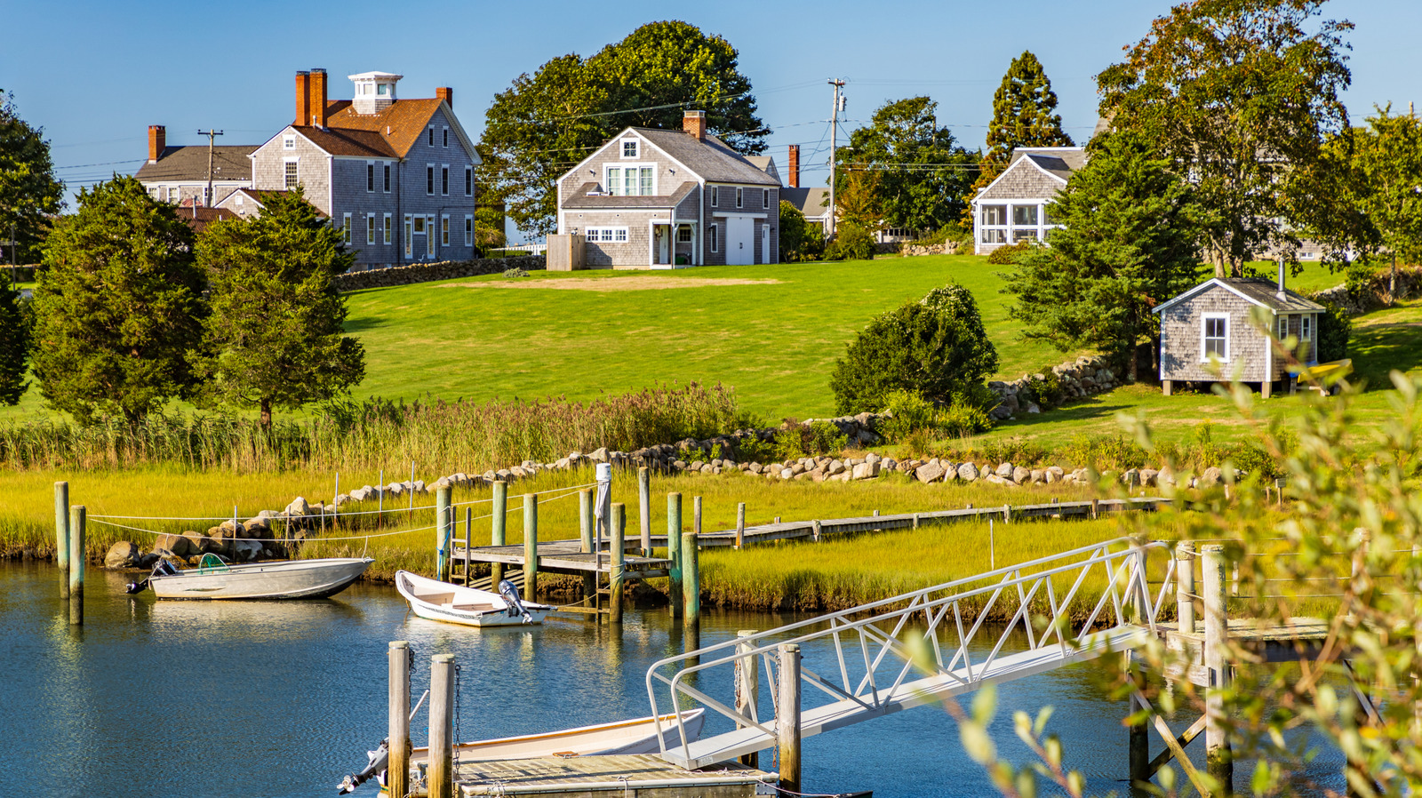 This Stretch Of New England Coast Offers Fresh-Off-The-Boat Seafood ...