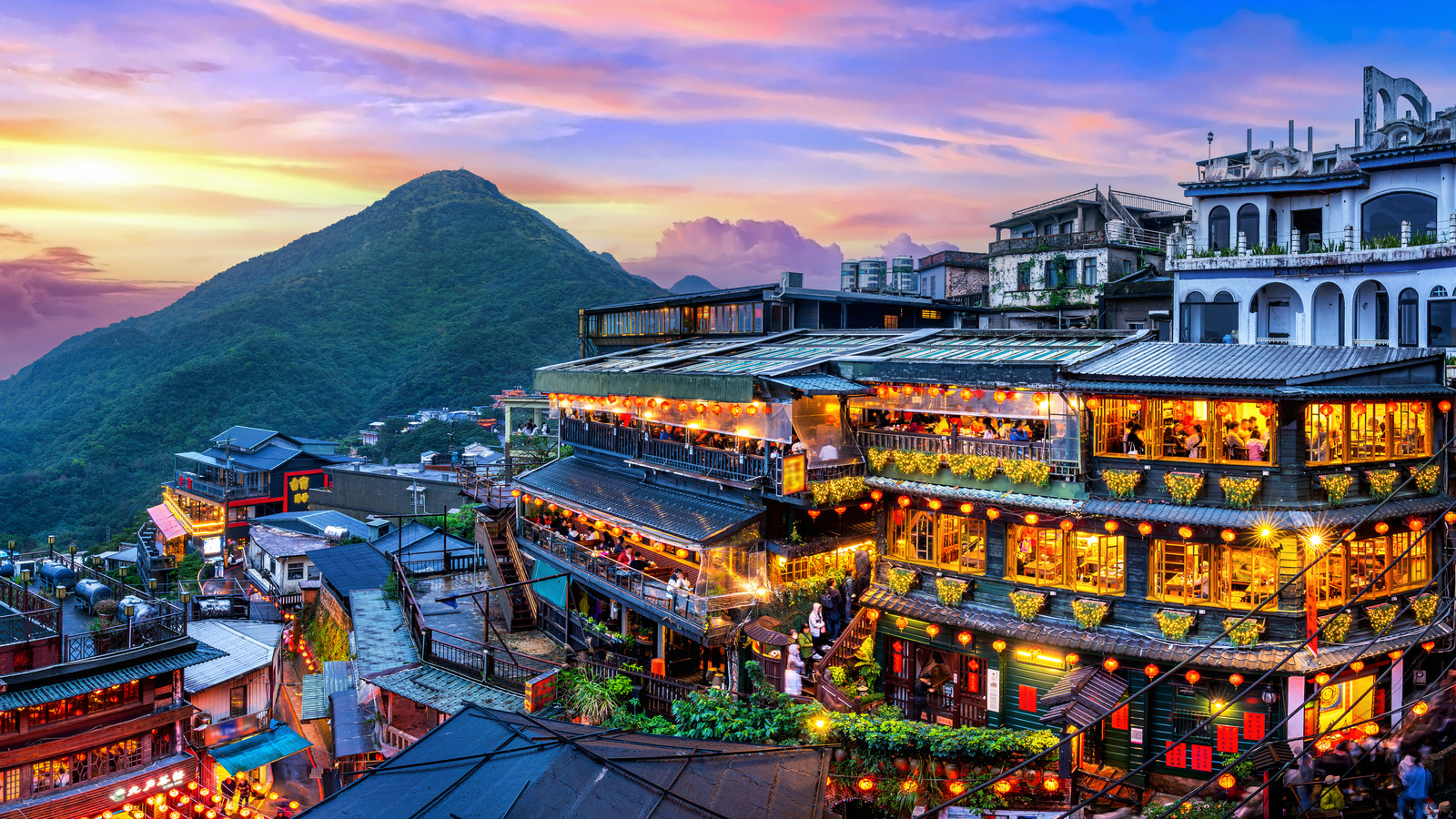 Two Of The Most Romantic Destinations In All Of Asia Are Small Towns ...