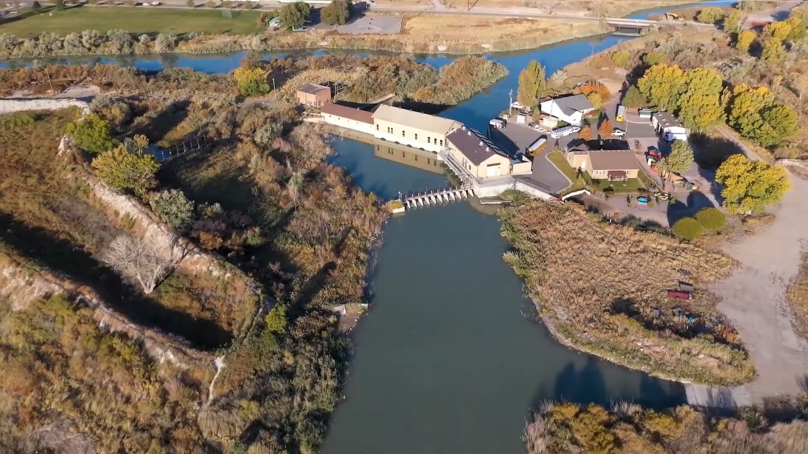 Utah's Recently Re-Opened Beach Is Now A Sunny, Sandy Paradise Full Of ...