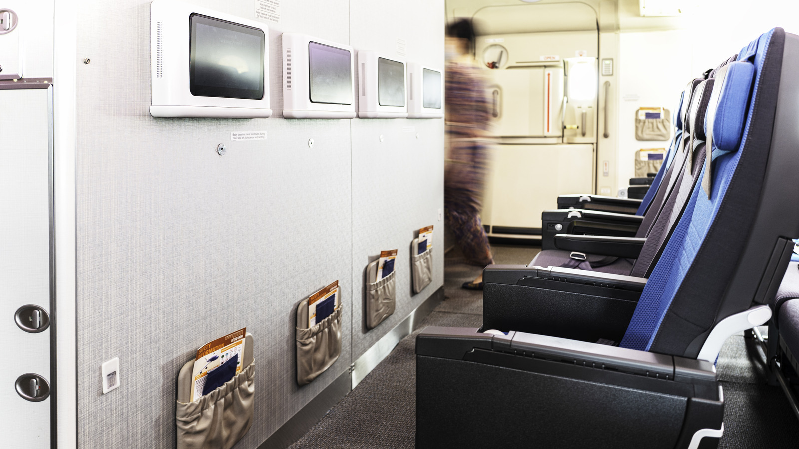 What Is The Bulkhead On A Plane (And Should You Sit There)?