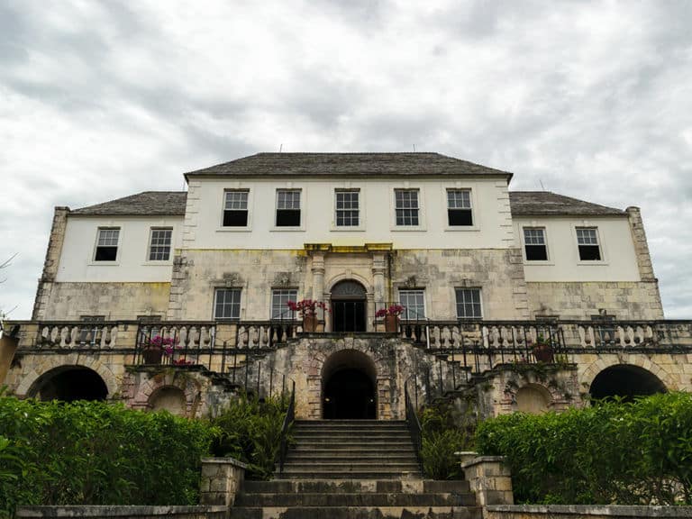 10 Haunted Islands That Will Creep You Out | Islands