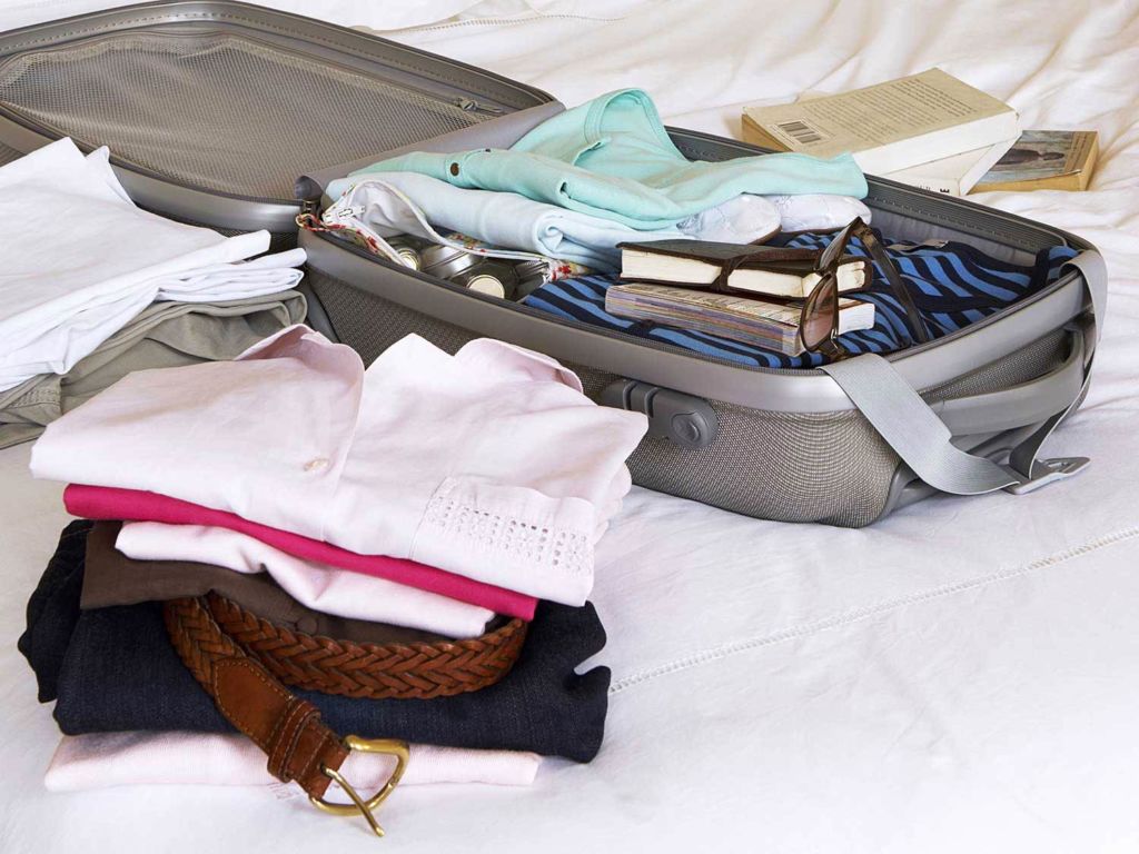 The Best Garment Bags for Packing Multiple Suits | Islands