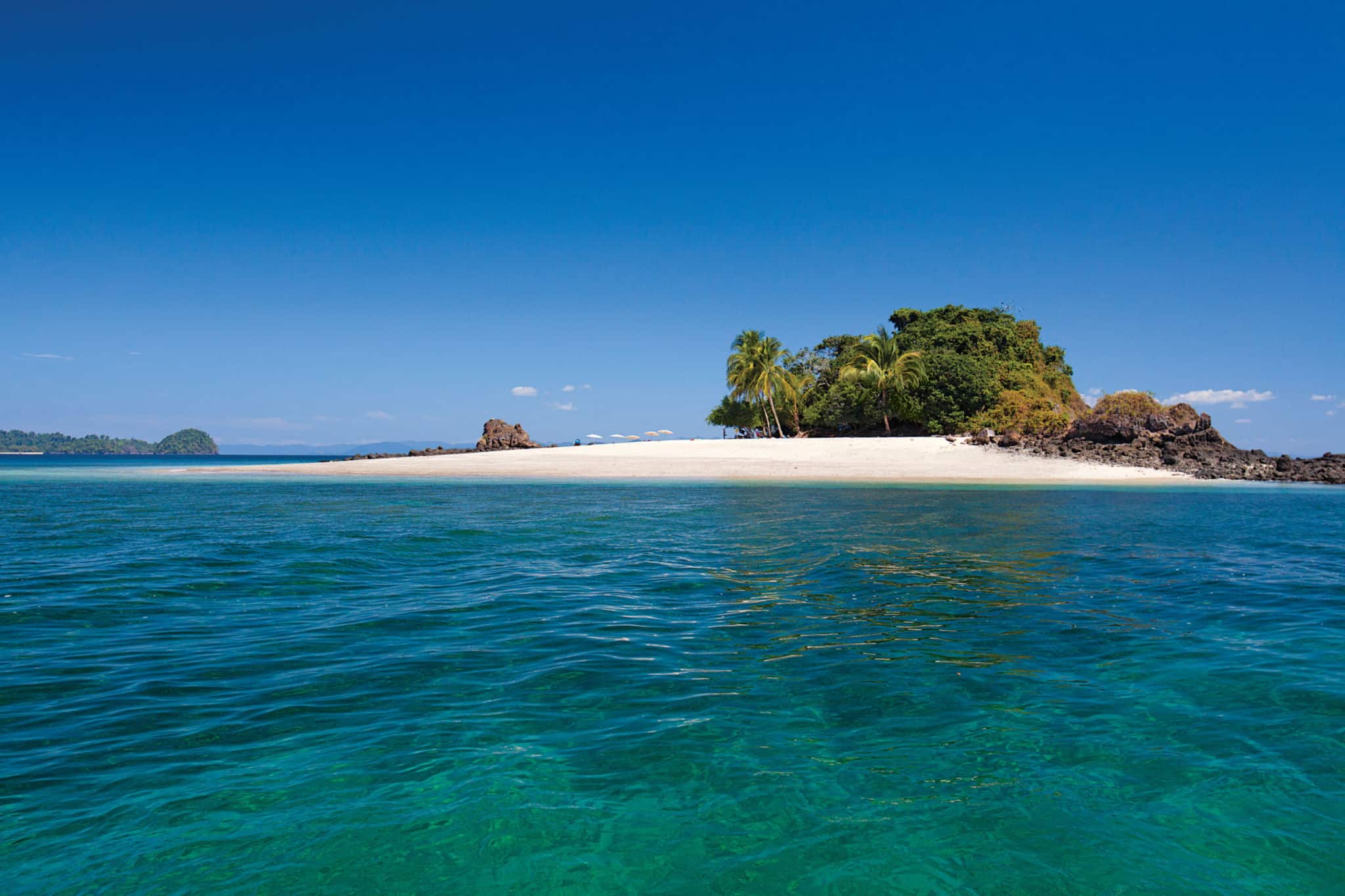 27 Island Photos That Will Make You Want to Travel | Islands