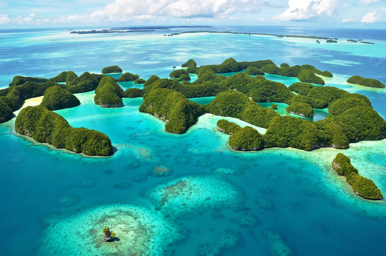 Top 20 Best Islands to Live On | Islands