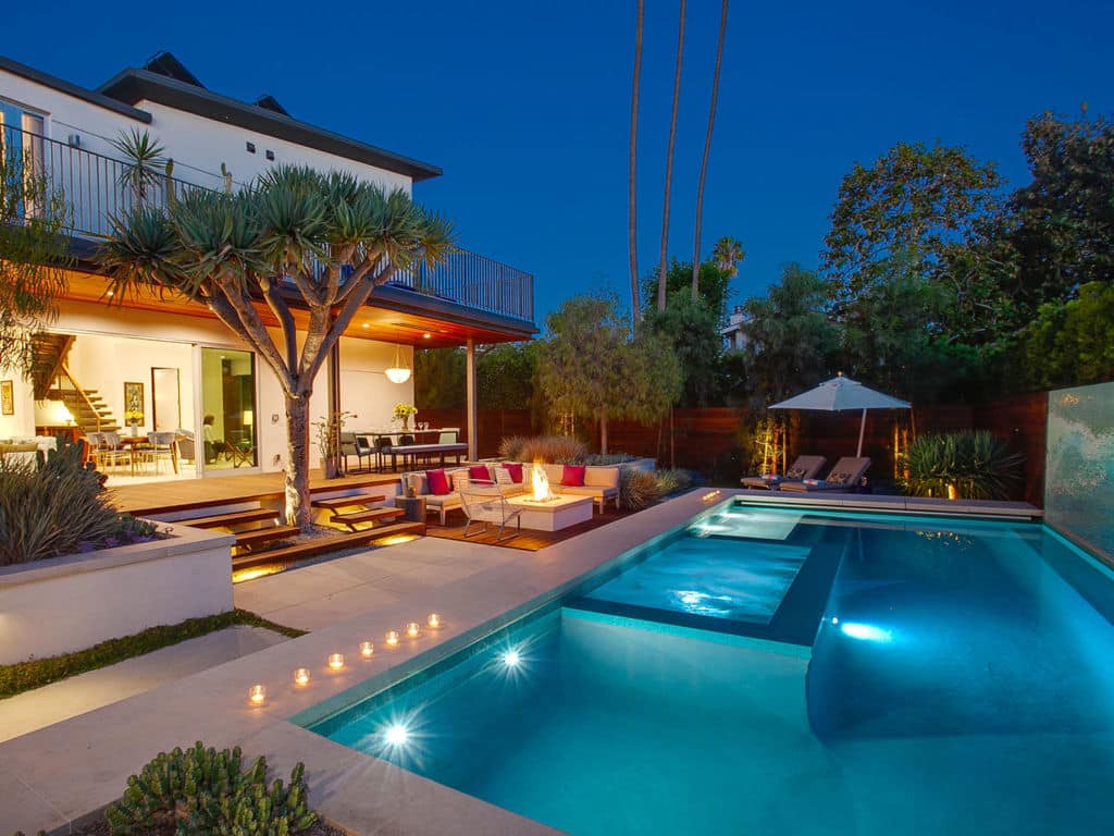 6 Amazing Celebrity Homes for Sale Right Now | Islands