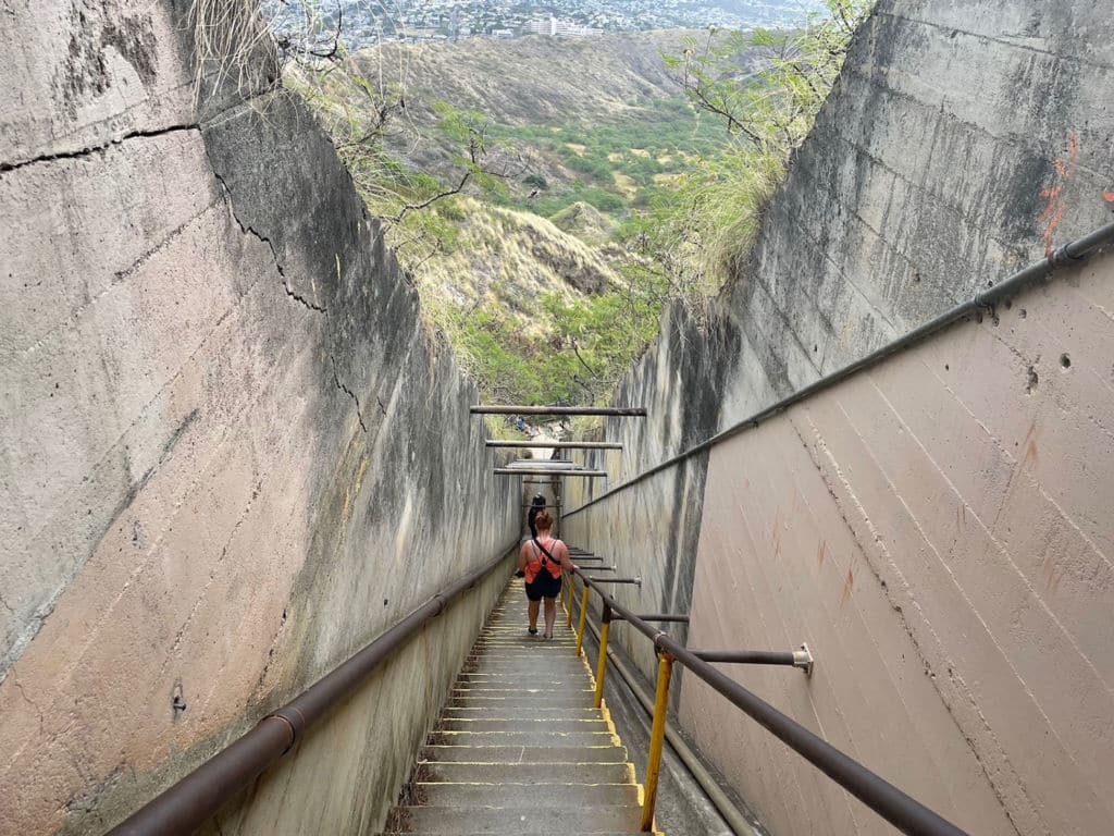 How to Hike Waikiki’s Diamond Head with the New Reservation System ...